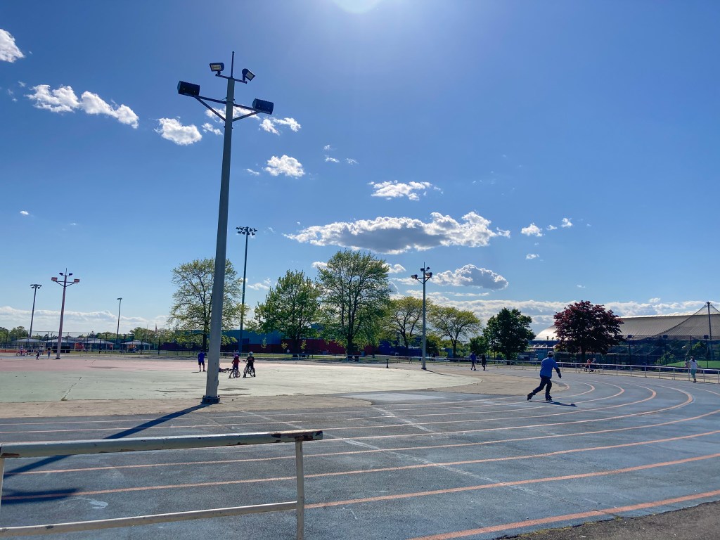 Inline Skating Rink at Eisenhower Park | Xinhai Dude